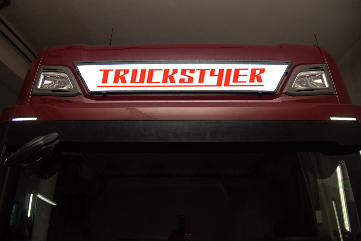 LED illuminated signs for trucks 💡 LED illuminated advertising